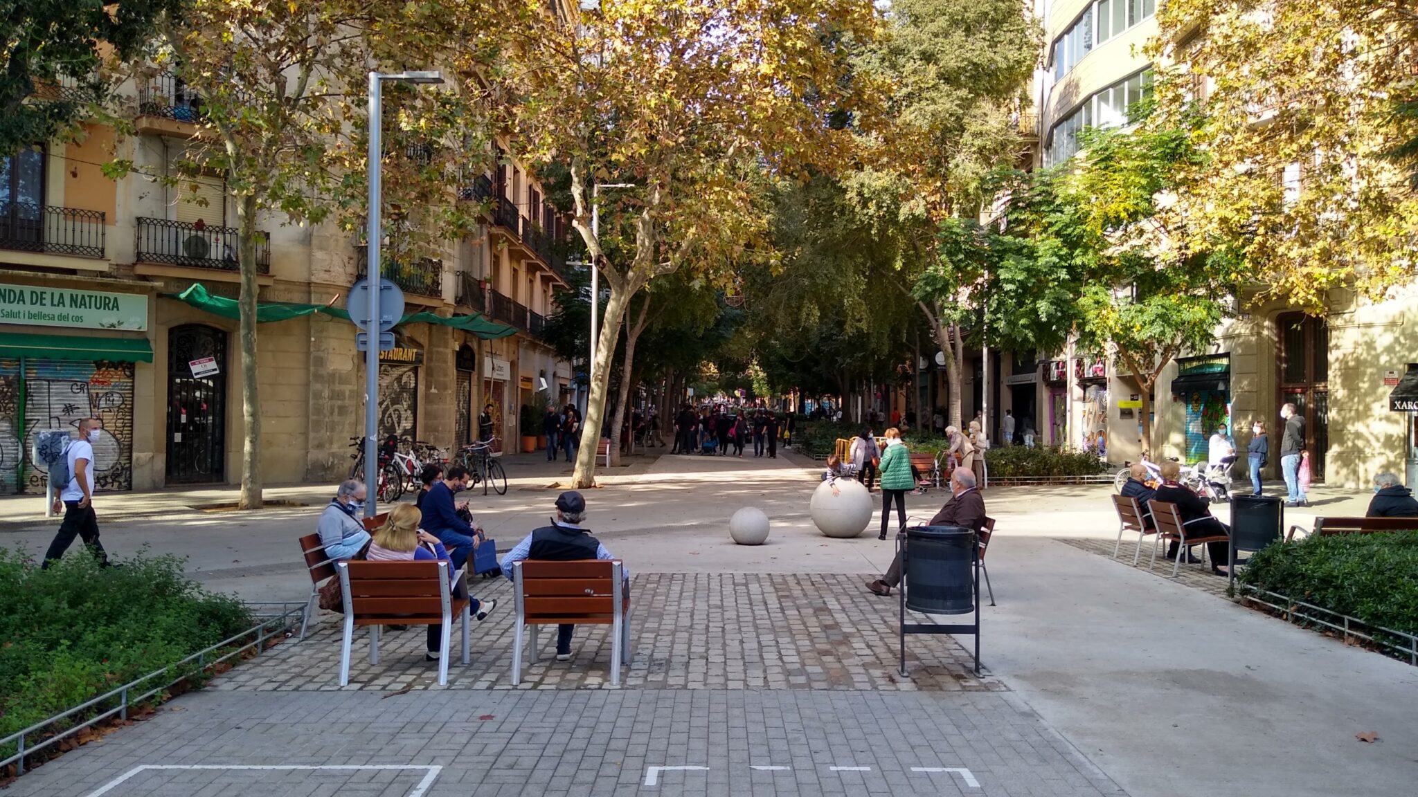 Photo Series: Public Spaces of Barcelona - Pedestrian Space