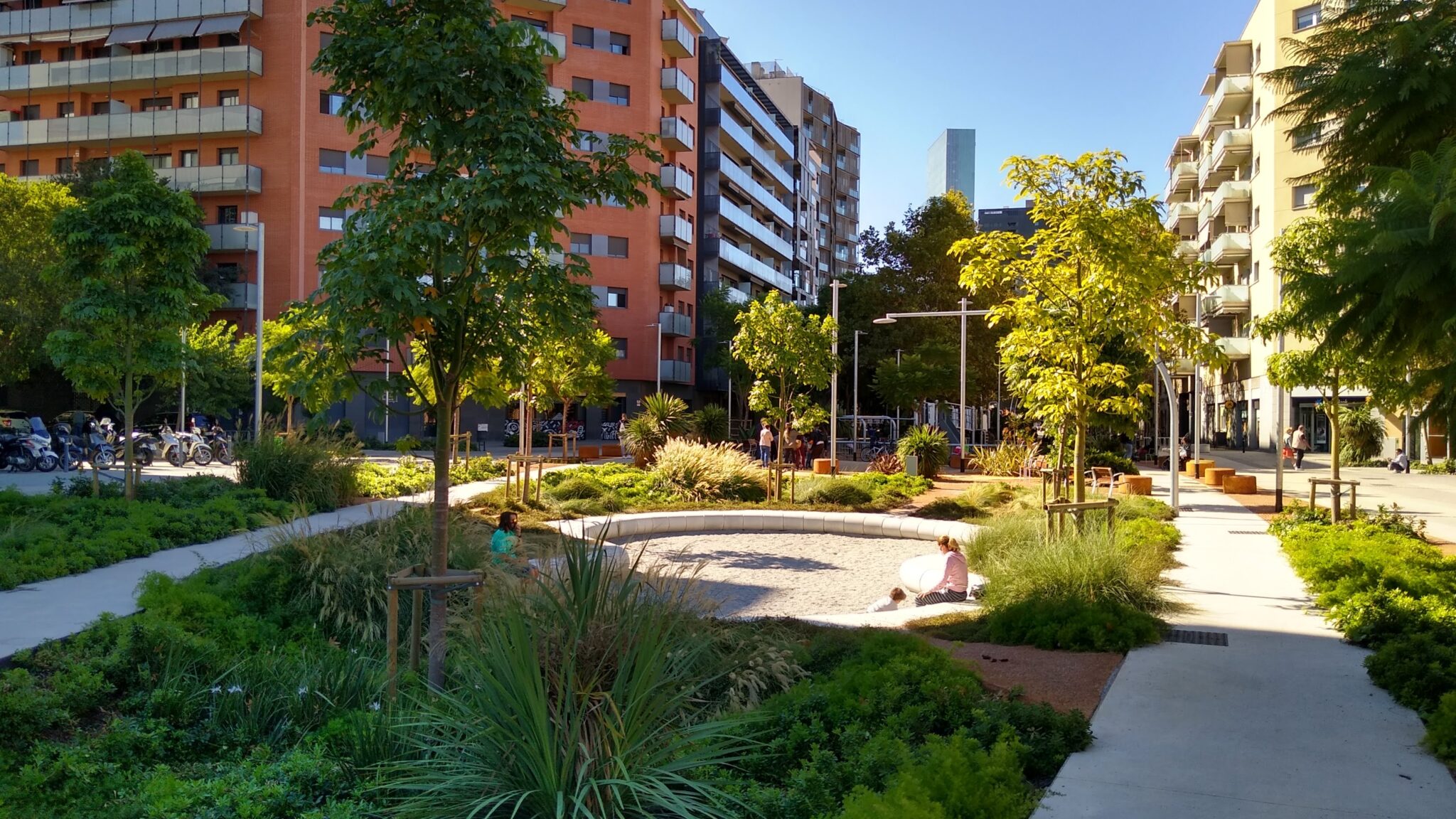 Photo Series: Public Spaces of Barcelona - Pedestrian Space