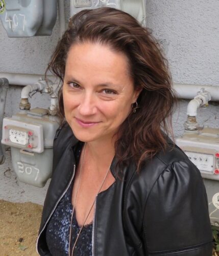 Los Angeles, USA Correspondent Beverly Baker - Pedestrian Space