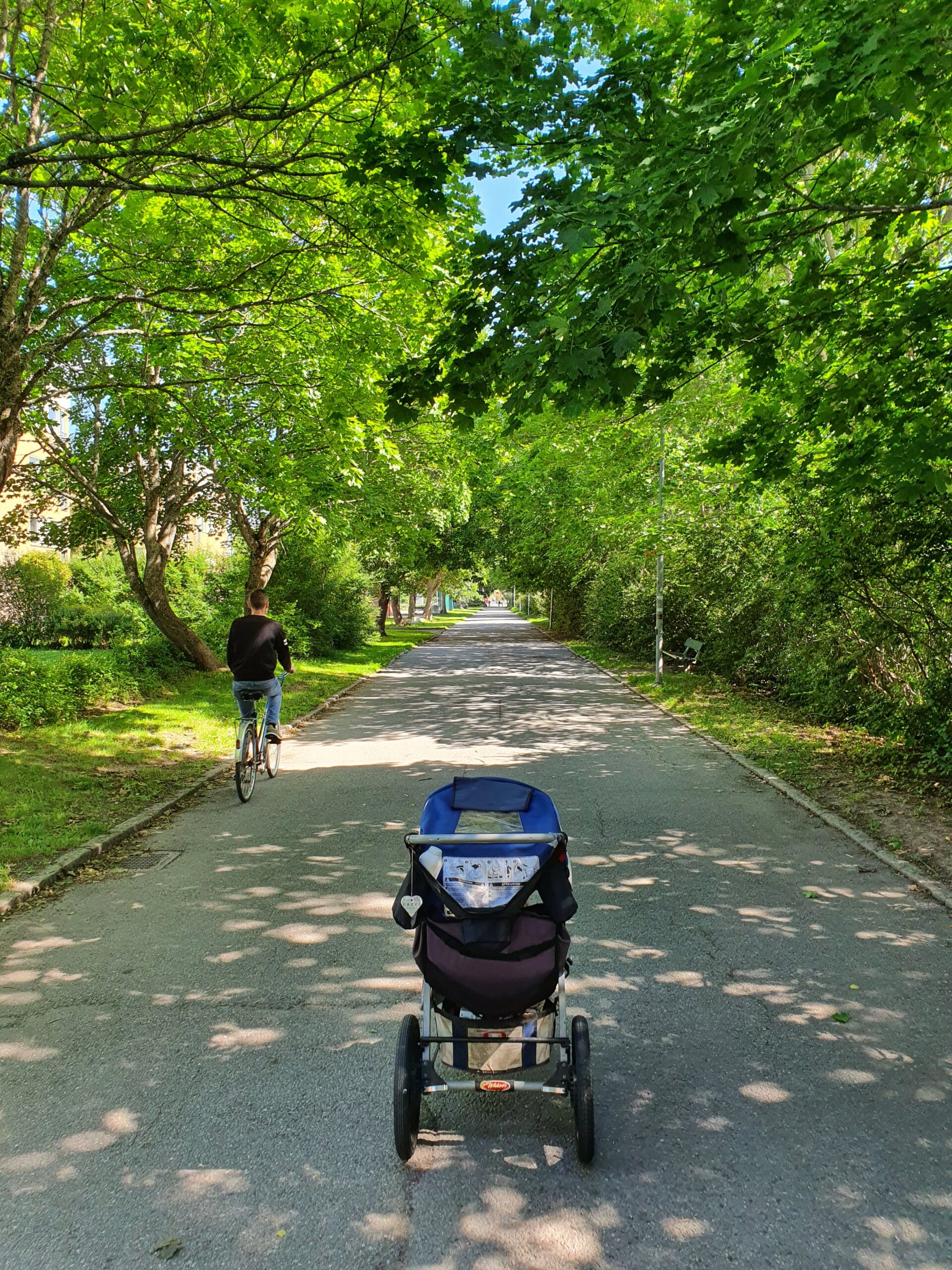 Artist Residency in Motherhood : Mobility, Motherhood & the City ...