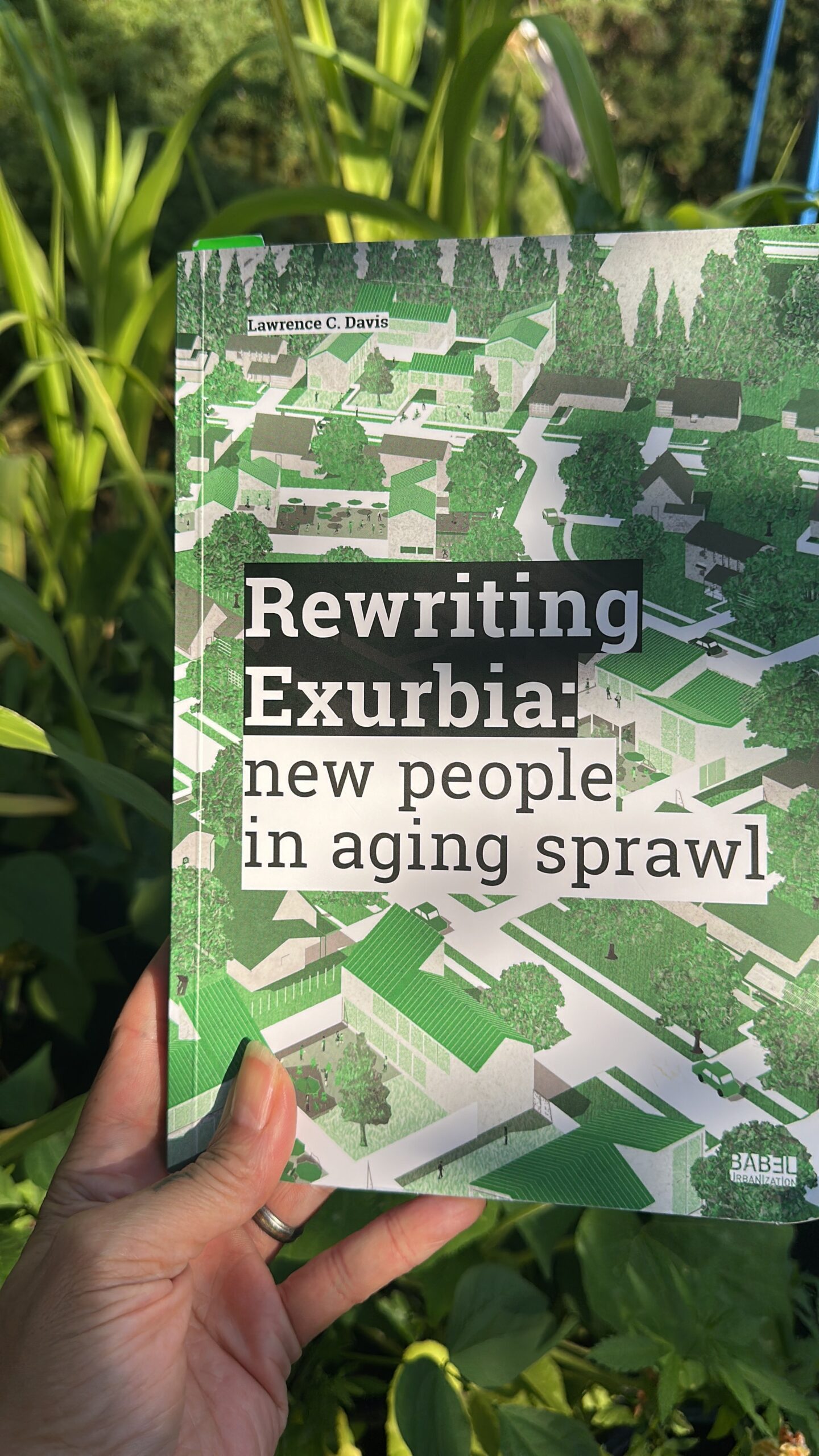 Book: Rewriting Exurbia - Pedestrian Space